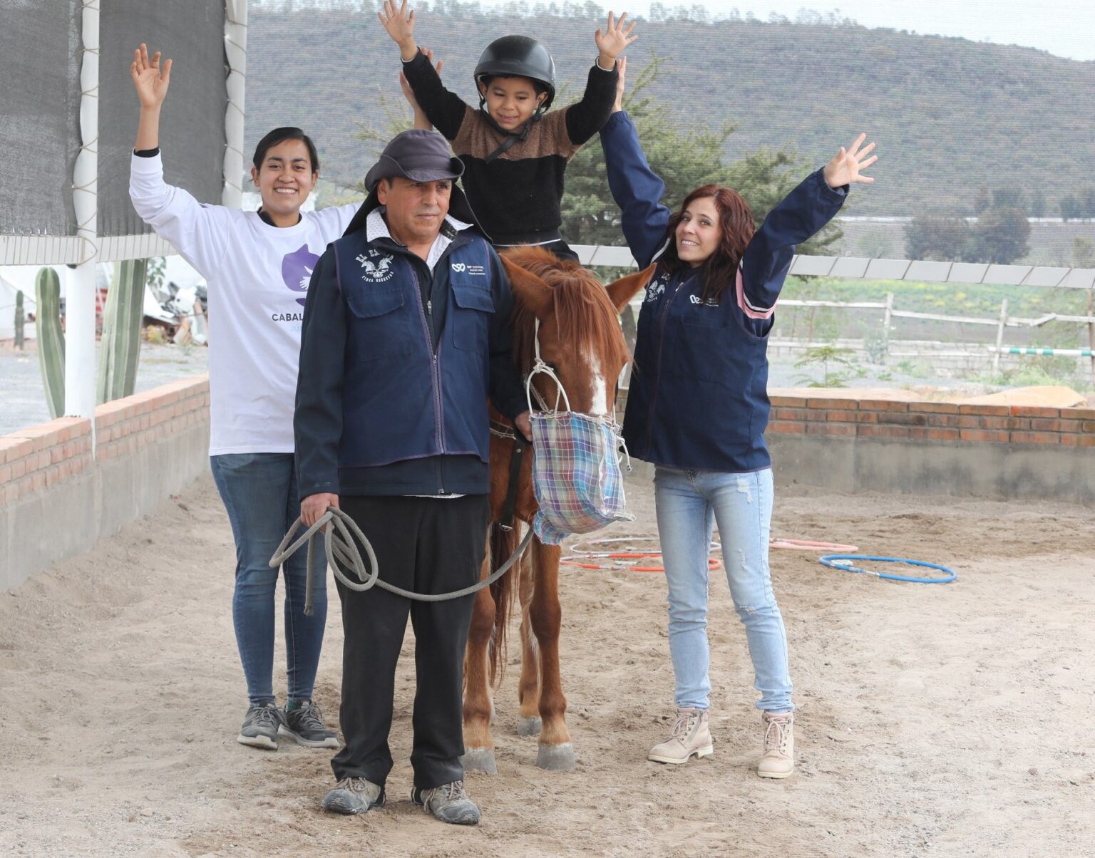 Arrancó con terapias ecuestres el Programa Cabalgando Juntos 2024 – Punto Fino News